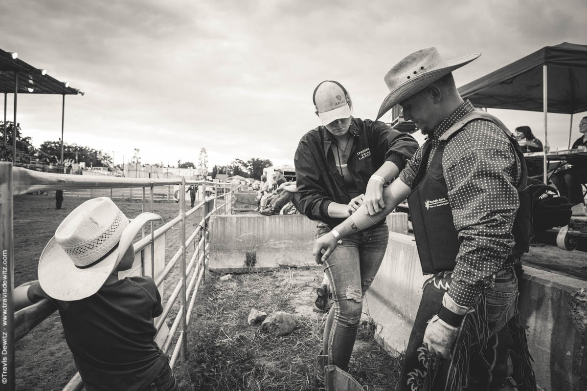 Wisconsin Rodeo – Bull Riding and Barrel Racing into the Night